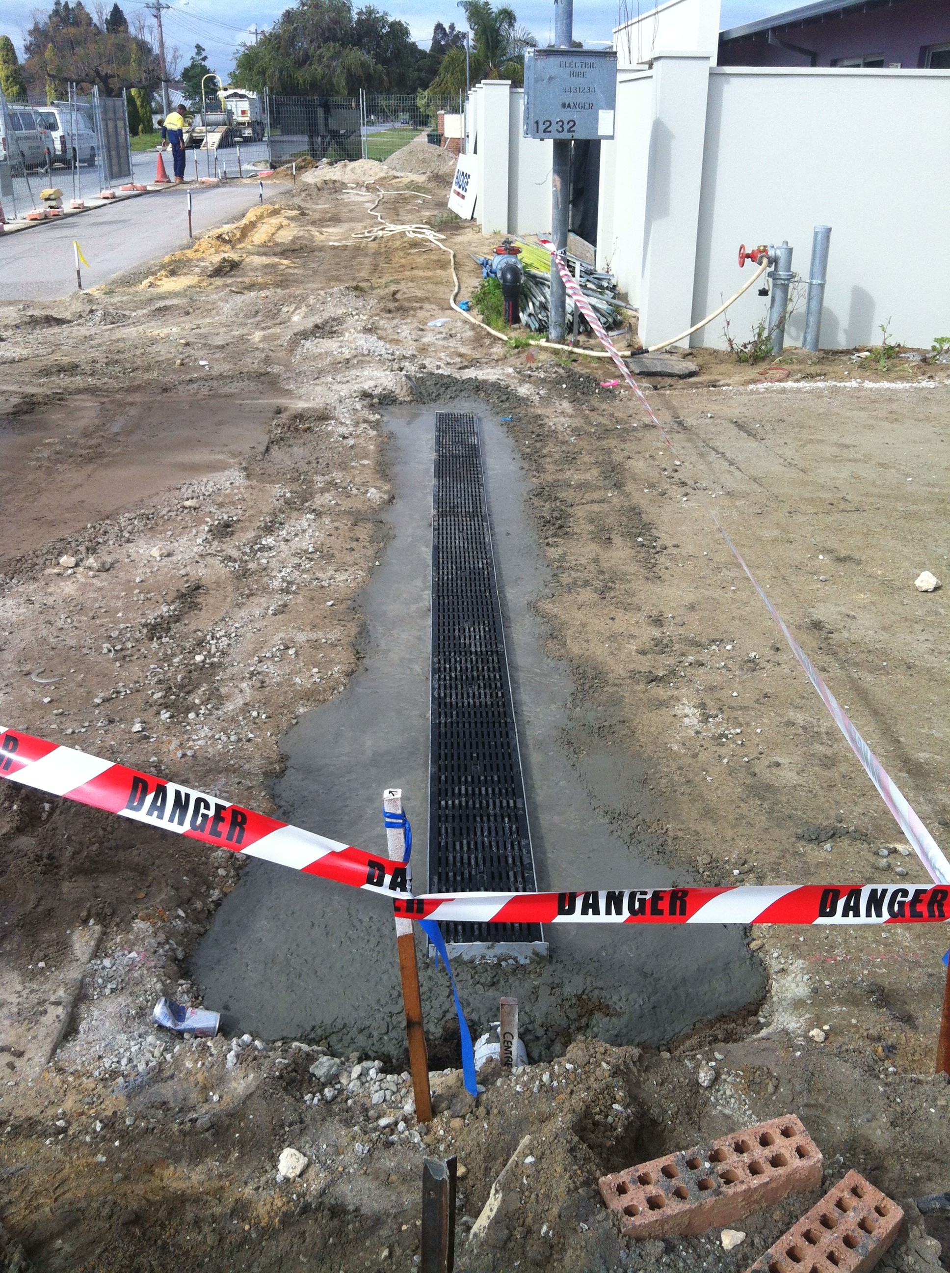 Trench Grate Installation (4) - Welcome to Minpex